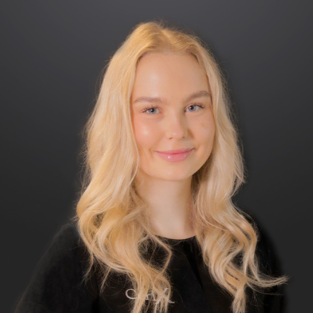 Volumenbehandling og rynkereduktion. Få et 100% naturligt resultat